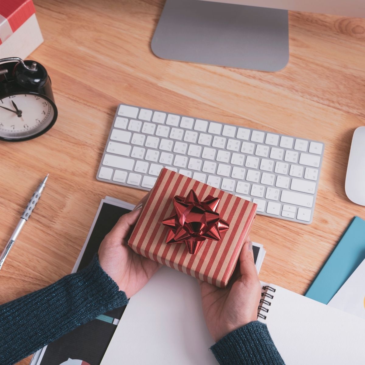 Top Employee Appreciation Gifts That Inspire Gratitude Year-Round ...